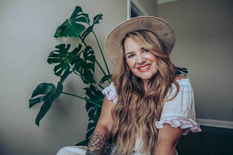 Mane Organic Salon By Morgan Cook - Suite #10A - Cher Suites